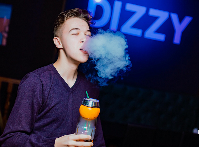 Weekends in Dizzy bar&club | Репортаж Geometria